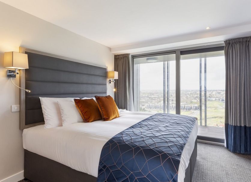 Metro Hotel Dublin Airport €87. Dublin Hotel Deals & Reviews - KAYAK